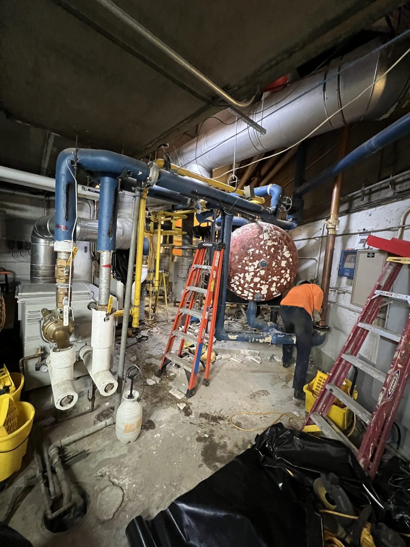 PTCondo.com|Brief Hot Water Outage Expected Wed. February 14th